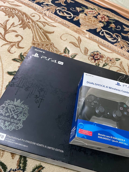 Ps4 Pro 2 Tb Limited edition