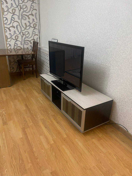 Сдается 2 ком в Миробадском районе по улице Нукус. Все есть! Недорого.