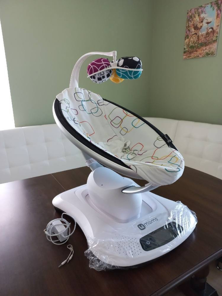 Срочно Продается Электронная люлька 4MOMS mamaRoo