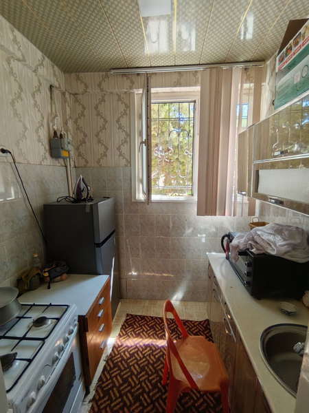 Продаётся квартира + балкон 2х6\\nРайон - Мирзо Улугбек \\nОриентир - Улуг