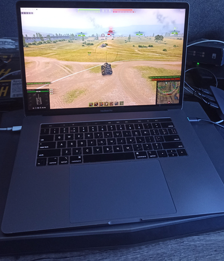 MacBook Pro 2018 Core i9, 32Gb ozu, 1TB SSD , Radeon pro 560X