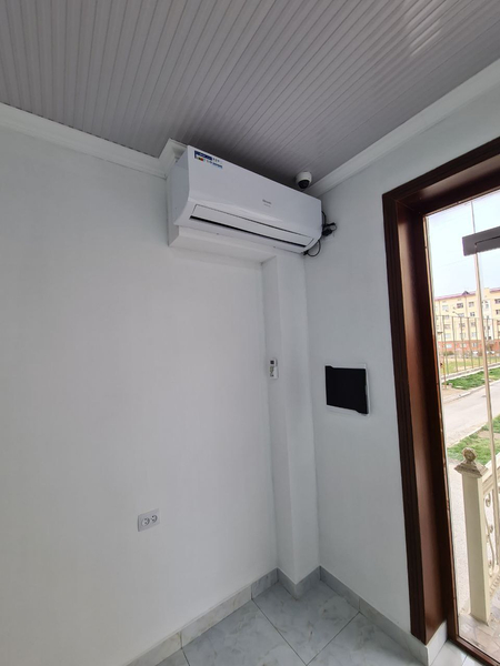 Срочно сдаётся офис в новостройке 47 квадратов ремонтом
