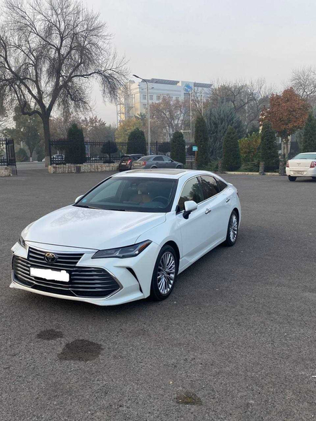 Toyota Avalon Long Limited