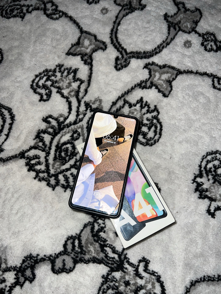 Samsung A41 4/64GB Satilady