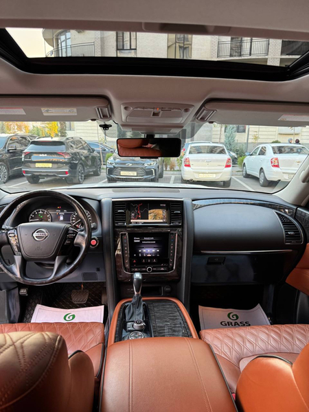 Автомобиль   Nissan Patrol Platinum