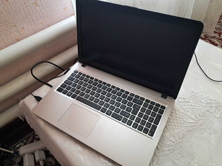 Ноутбук Acer .  Офисний