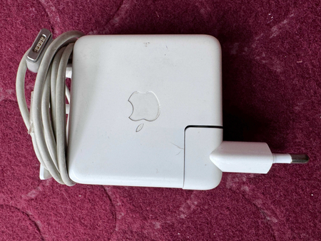 MacBook Pro Sotiladi. Pul zarur Arzon ga bervoraman.