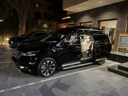 Продаеться kia carnival full
