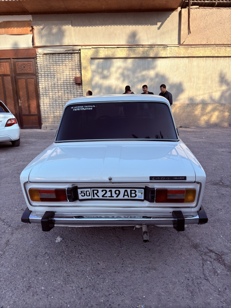 Jiguli 06. Holati yaxshi. Gazi bor.  kraskasi bor. rangi oq