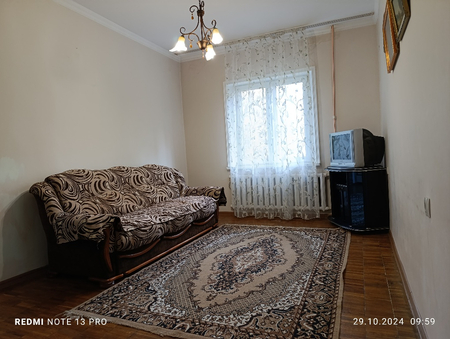 Сдаётся однакомнатная квартира на метро Буюк Ипак Йули