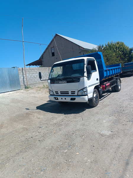 Isuzu shassi sotiladi yili 2021