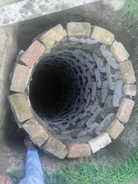 Ura tiransha va padvol kavlashi xizmatlar tunil xama kavlaymiz baseni