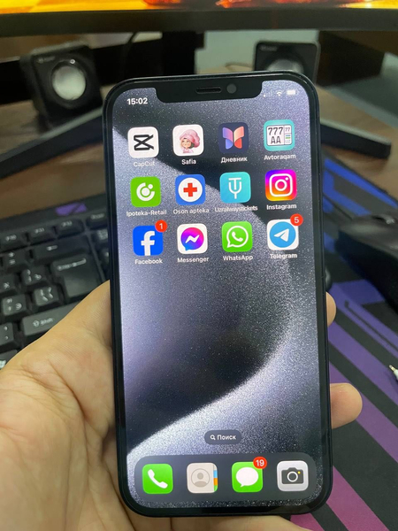 Iphone 12 срочно сотилади 64 тали идеал