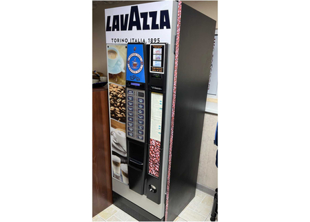 Вендинговый аппарат Vending Saeco 600