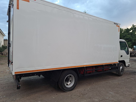 Isuzu sotiladi yili 2011
