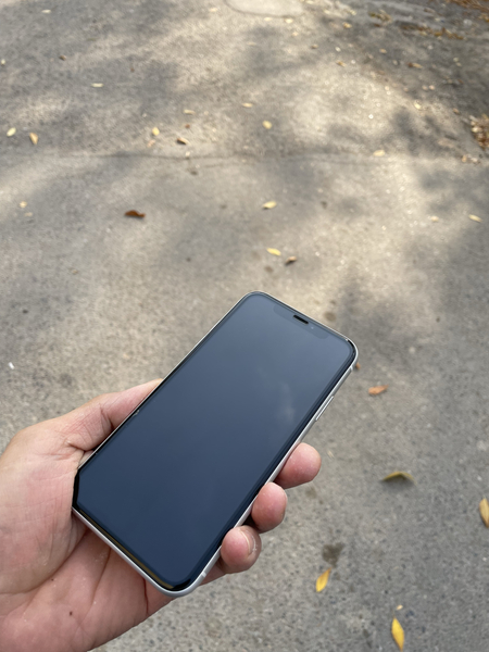 Iphone XR IDEAL srochni arzon narxda.