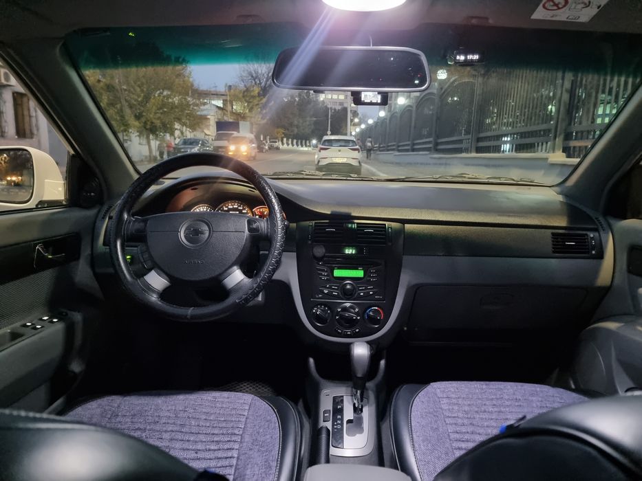 Срочно пролается Chevrolet Jentra