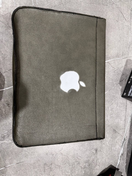 MacBook air M1 uchun aksessuarlar