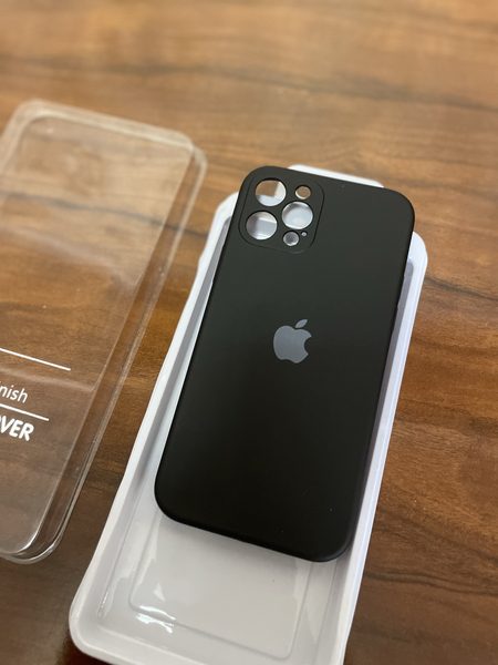 IPhone 12 pro chehol
