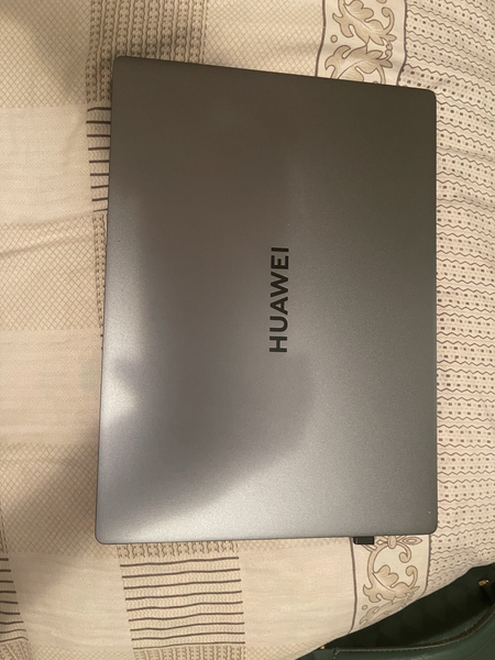 Noutbook Huawei MateBook D14