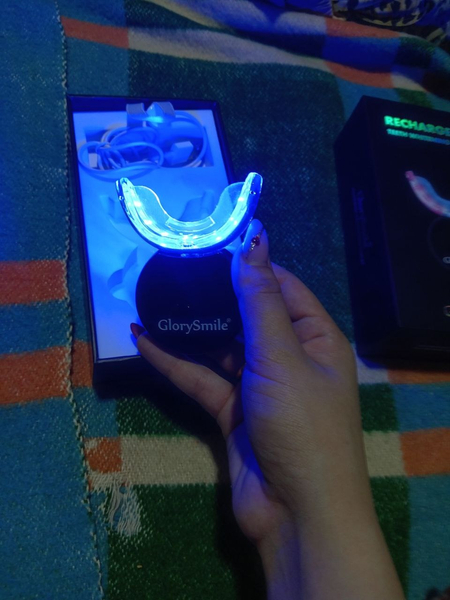 отбеливатель зубов GloruSmile