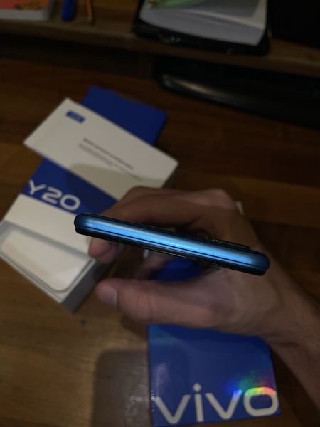 Vivo Y20 4/64гб состояние отличное