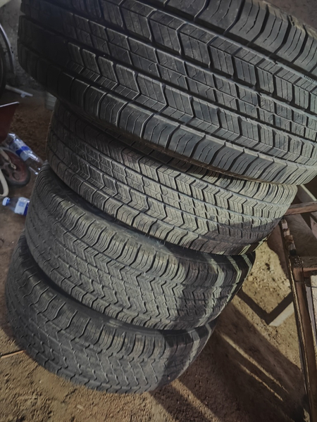 Yangi R15/195/60 Zerotex