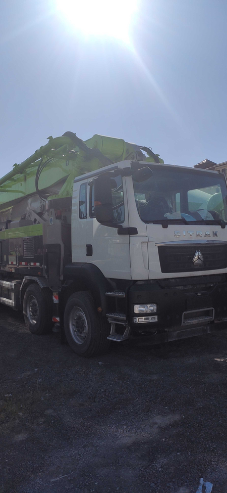 автобетононасос ZOOMLION 56X-6RZ.