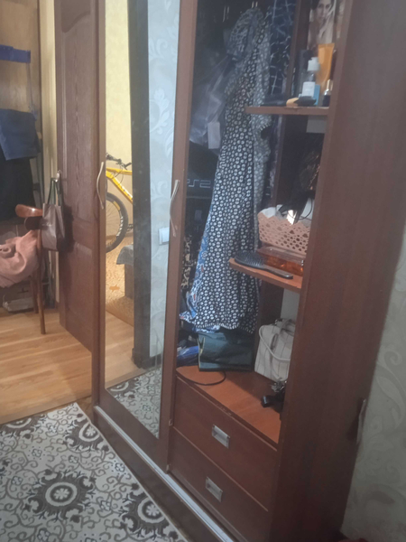 Мебель,для прихожей,вешать куртки и ставить обувь