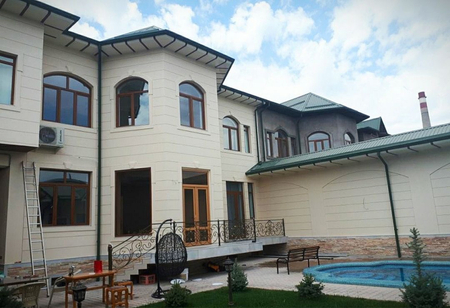 Fasad travertin suyuqligi