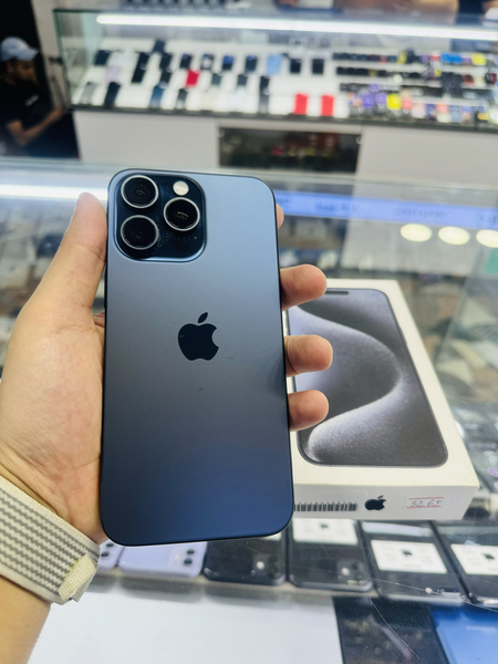 iPhone 15 Pro Max 256 gb ideal