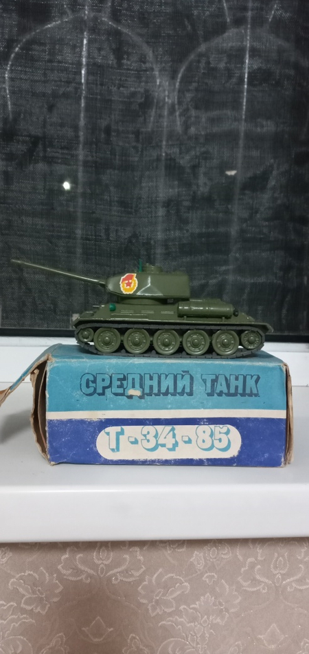 Продам модельки СССР