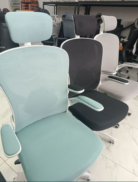 Офисное сеточное кресло модель 7801 blue,, aqua, grey , black