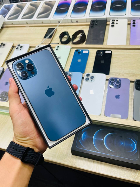 24/7 iPhone 12 Pro Max 256Gb 83% Blue  Obmen iWatch