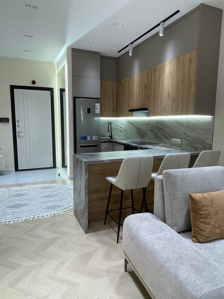 Продается 2 ком. На 7 этаже Акай Сити с обстановкой Akay city