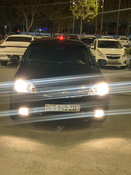 Lacetti sotiladi ideal holatda