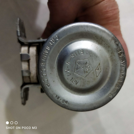 Катушка зажигания СССР
Б 115 12V  для работы с контактным зажиганием.