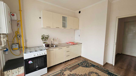Срочно продаётся 1 комнатная квартира в ЖК Green Park, ул. Махтумкули!