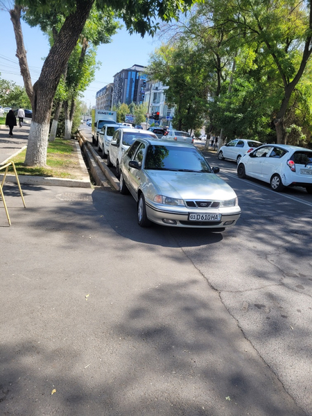 Нексия 1 донс срочно сотилади