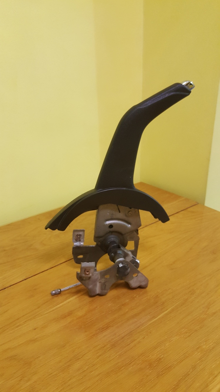 Ruchnoy tormoz richag Tracker