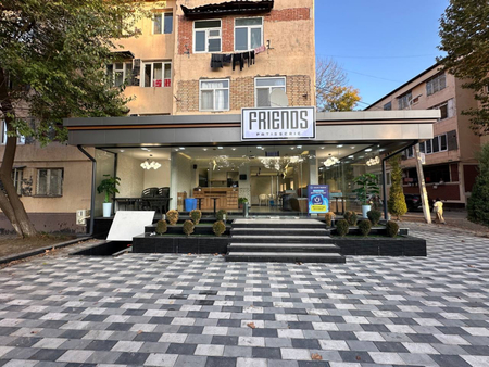 Вдол дороги!Аренда под:Магазин,Кафе,Офис,Show-room и т.д. 65кв.м