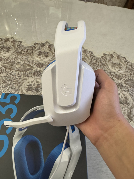Logitech 335 в идеальном состоянии почти не использовал