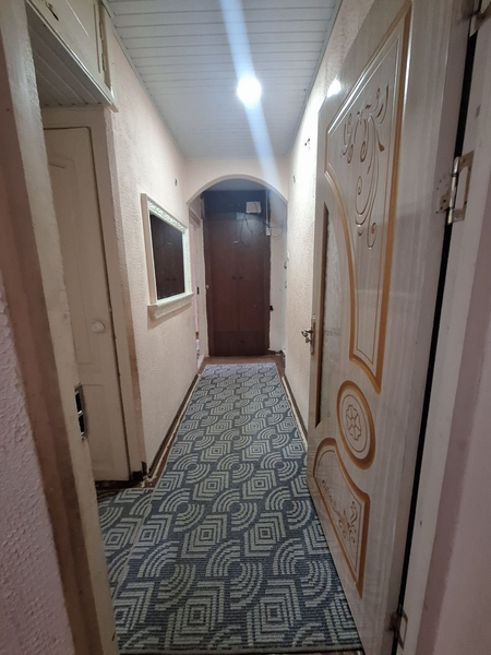 Arenda Farhadiskiy bozor 2/3/4 300 Uye