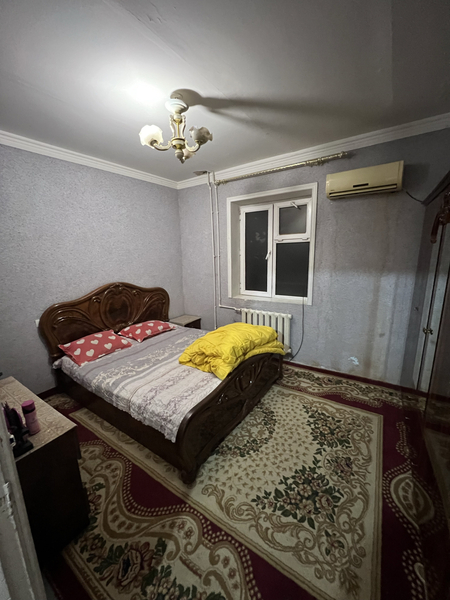 Продается 2 ком своя кирпич 2 этаж