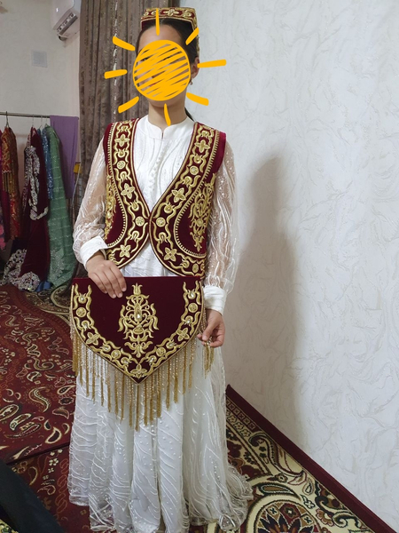 Зар халат тур дасрумолча 2та камзулча калпокча