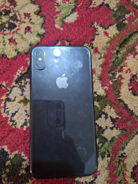 Iphone X karobka dakumenti yo 64 tali