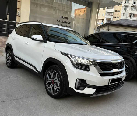 KIA SELTOS PREMIUM HALOL nasiyaga savdo qilamiz
