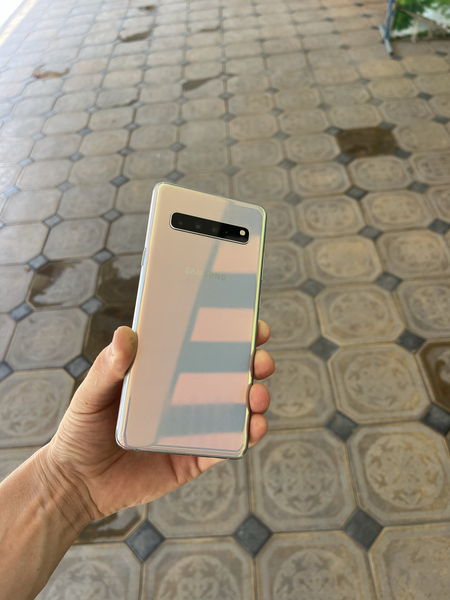 Samsung s 10 5g 256/8