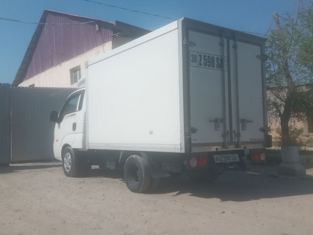 Kia bongo  3 тн холати яхши