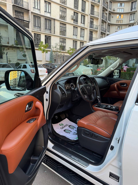 Автомобиль   Nissan Patrol Platinum